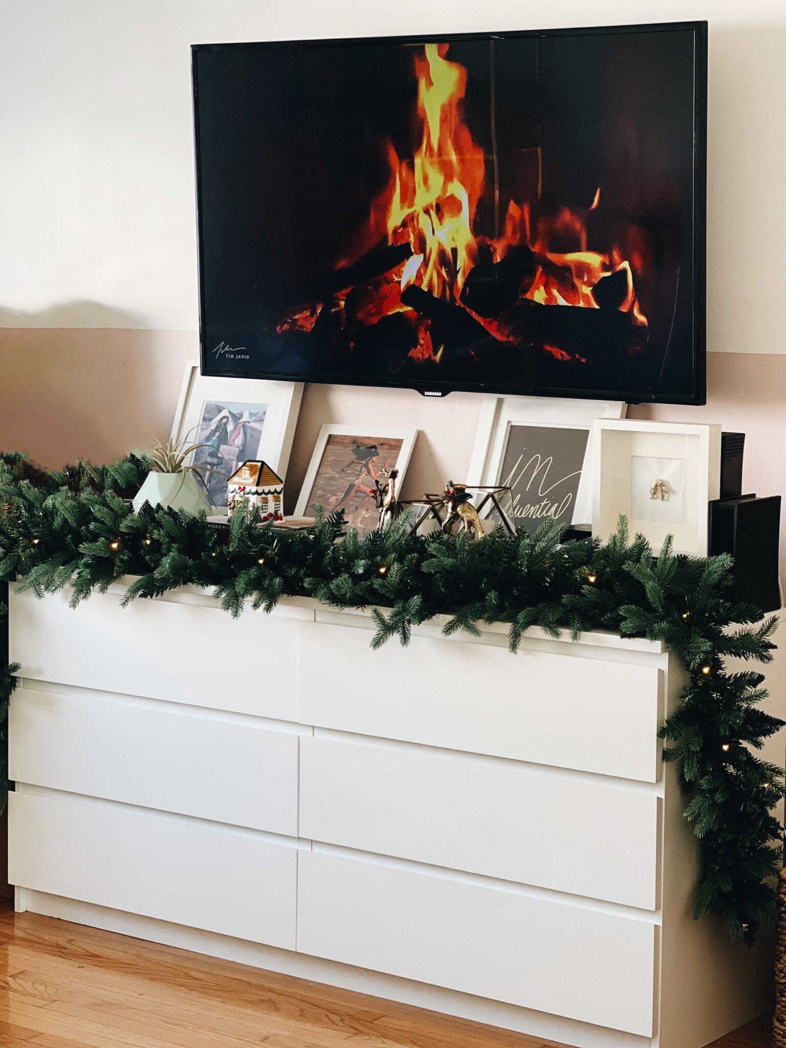 My holiday decor! - Honestly JamieHonestly Jamie